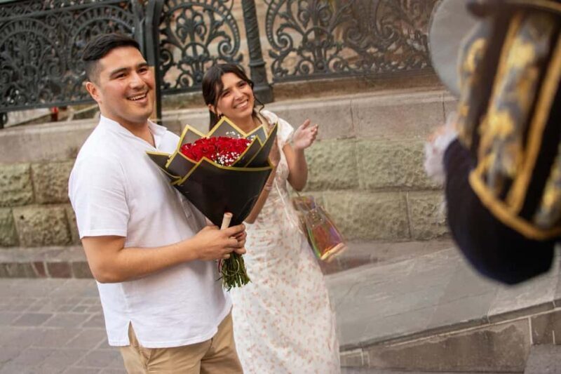 Private serenade in Guanajuato with the musical group "La Estudiantina" - The Experience: What You Can Expect