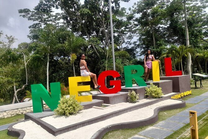 Private Seven Mile Beach Tour Optional Catamaran Cruise - Introduction