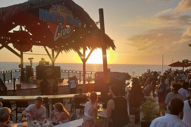 Private Seven Mile Beach Tour Optional Catamaran Cruise - Key Points