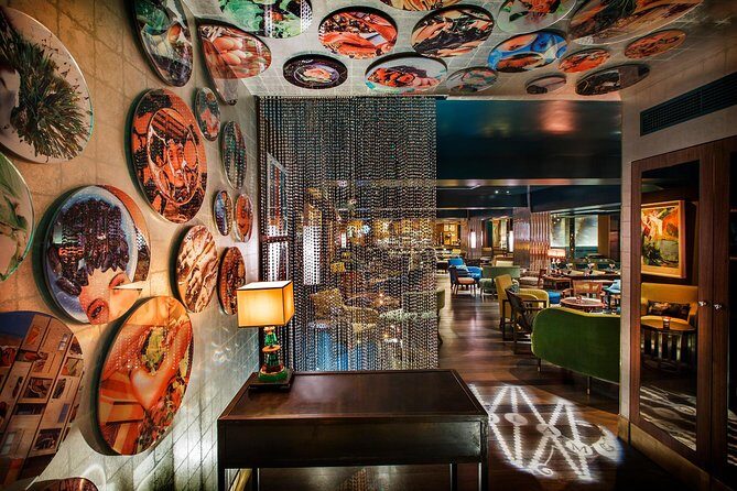 Private Shanghai Foodie Adventures with Rooftop Bar Hopping - Key Points