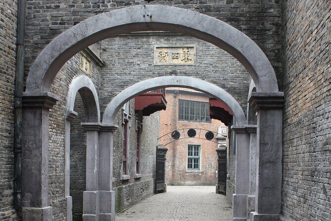 Private Shanghai Walking Tour:Shikumen,Jade Buddha,M50,1000 TREES - What Makes This Tour Stand Out