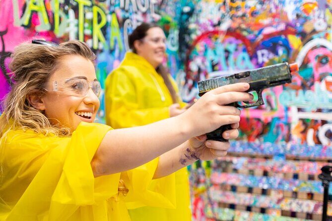 Private Shooting and Spinning DIY Painting Class in Chicago - A Creative Twist in Chicago: Private Shooting and Spinning DIY Painting Class