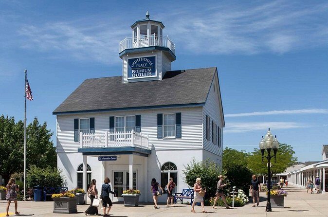 Private Shopping Tour from Chicago to Lighthouse Place Outlets - Who Would Love This Tour?