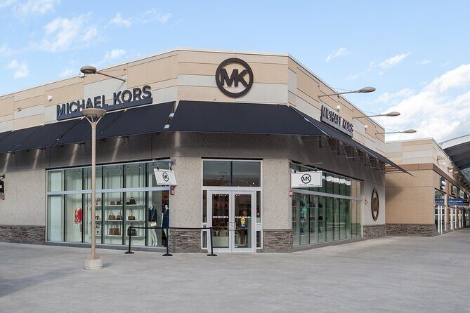 Private Shopping Tour from Niagara Falls to Outlet at Niagara - The Ideal Traveler for This Tour
