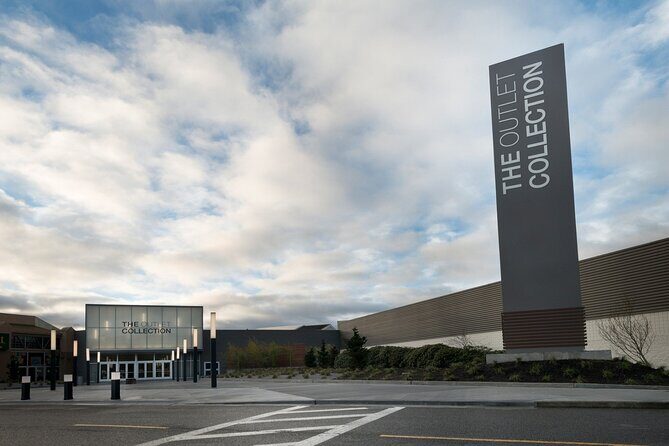 Private Shopping Tour from Seattle hotels to The Outlet Seattle - Introduction