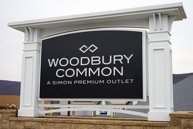 Private Shopping Tour to Woodbury Common Premium Outlets - An In-Depth Look at the Experience