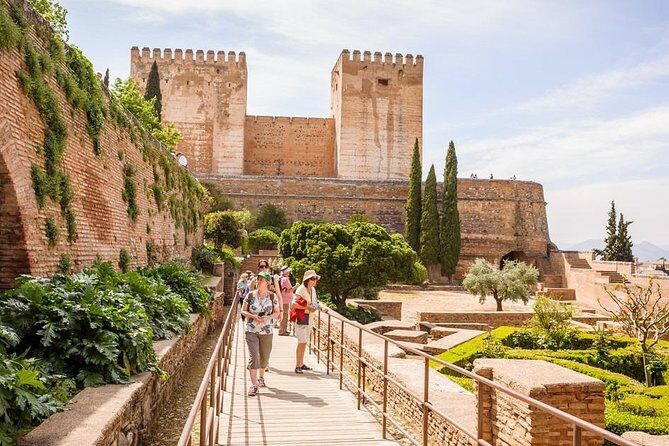 Private shore excursion to the Alhambra Palace from Almeria - The Journey to the Alhambra: What to Expect