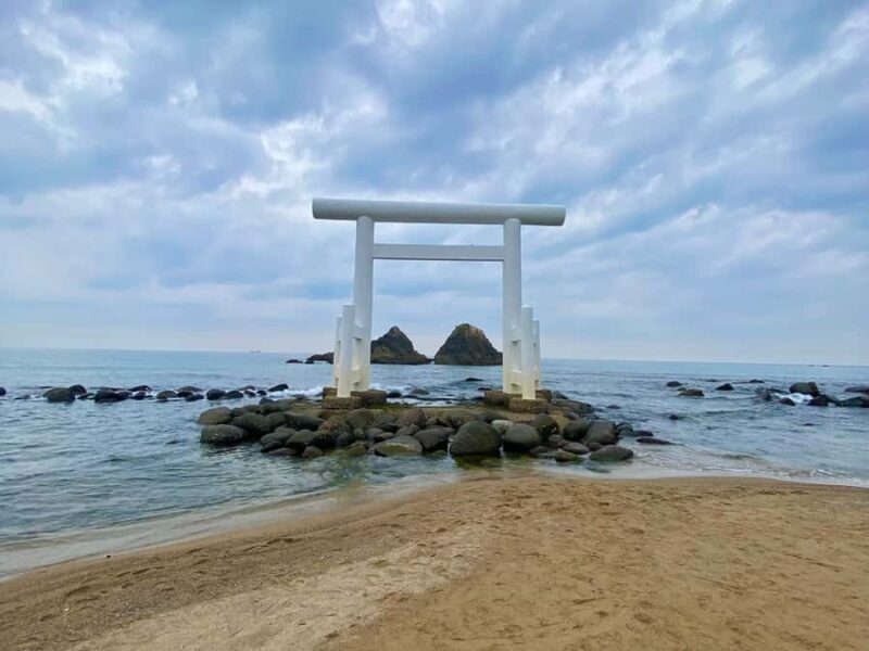 Private Shore Excursion:Fukuoka Itoshima Grammable spot - Futamigaura Wedded Rocks: A Romantic Coastal Landmark