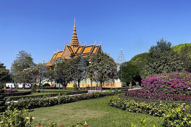 Private Shore Tour: Discover Phnom Penh's Historical Gems - Who Is This Tour Best For?