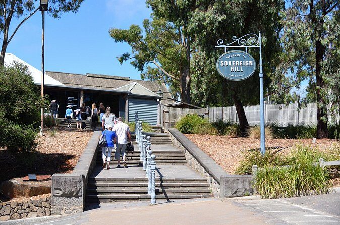 Private Shore Tour: Eumundi & Noosa Coastal from Brisbane - FAQ