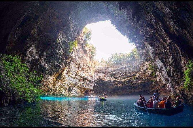 Private Shorex: Melissani,Drogarati, Myrtos & Wine tasting - Introduction