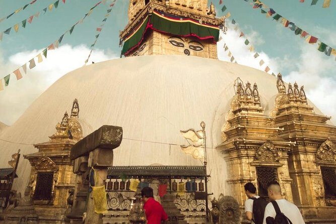 Private Short Hiking Trip to Syambhunath Stupa from Thamel - Real Traveler Feedback