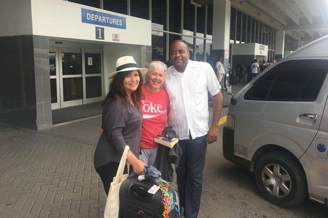 Private Shuttle from Montego Bay Airport to Montego Bay Hotels - Vehicle Options and Capacity