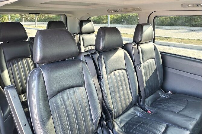 Private shuttle service to Cancun Airport, from hotel or lodging - Key Points