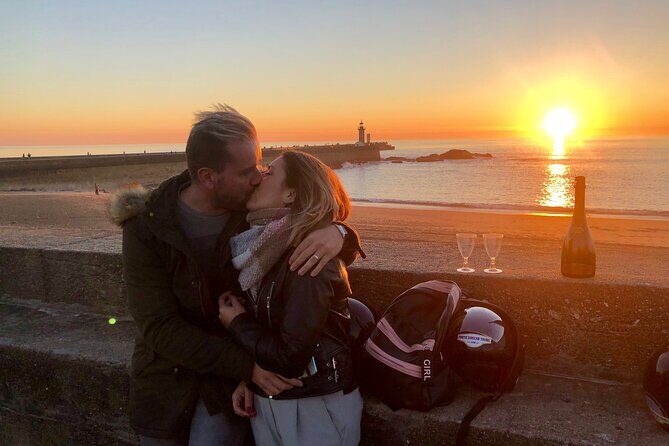 Private Sidecar Sunset & Drinks! - Key Points