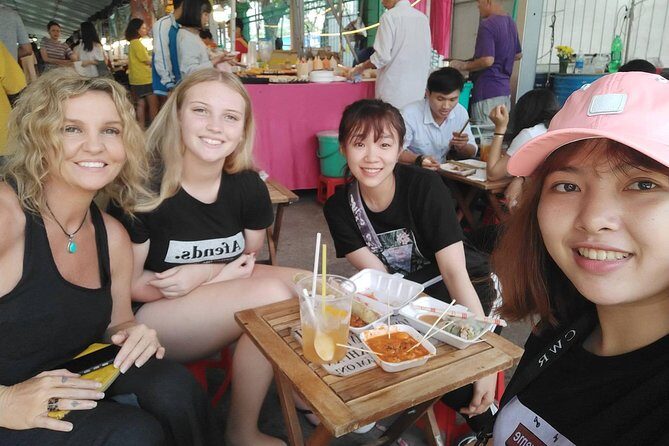 Private sight-seeing motorbike tour with local expert/student in HCMC - Who Should Consider This Tour?