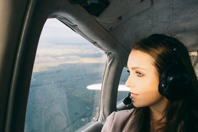 Private Sightseeing Flight Over Hamburg - Authenticity and exclusivity at the heart of your flight