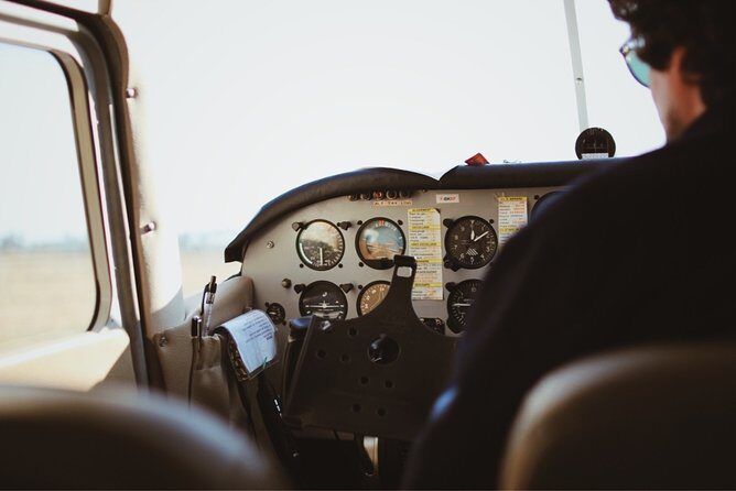 Private Sightseeing Flight Over Hamburg - FAQ