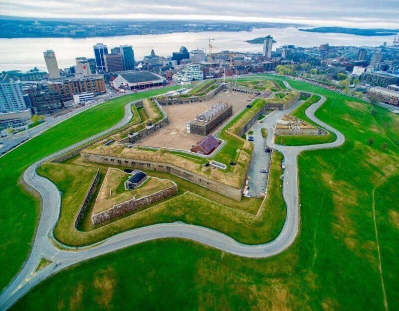 Private Sightseeing Halifax City with Peggy's Cove Visit - Exploring the Itinerary in Detail