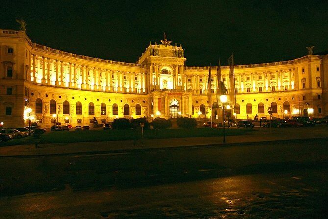 Private Sightseeing in Vienna By Night - Key Points