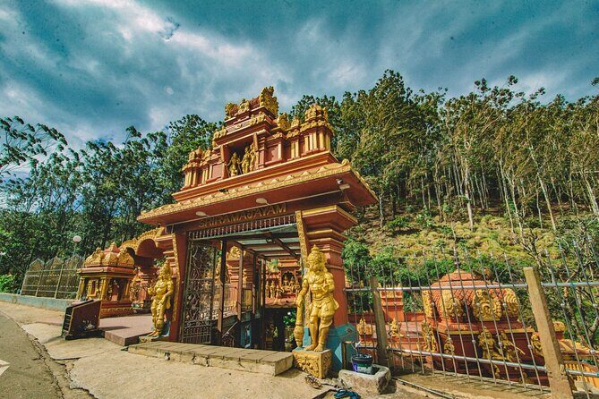 Private Sightseeing Tour in Sri Lanka - Last Stop: Kandy or Local Towns