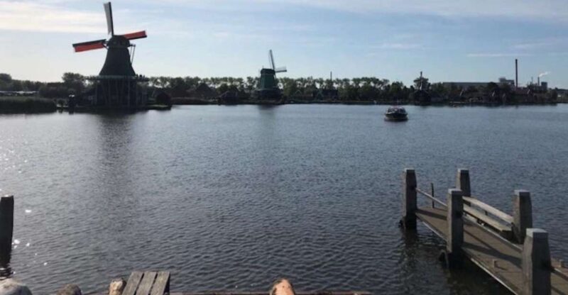 Private sightseeing tour to the Windmills & Giethoorn - An Efficient Approach to Dutch Highlights