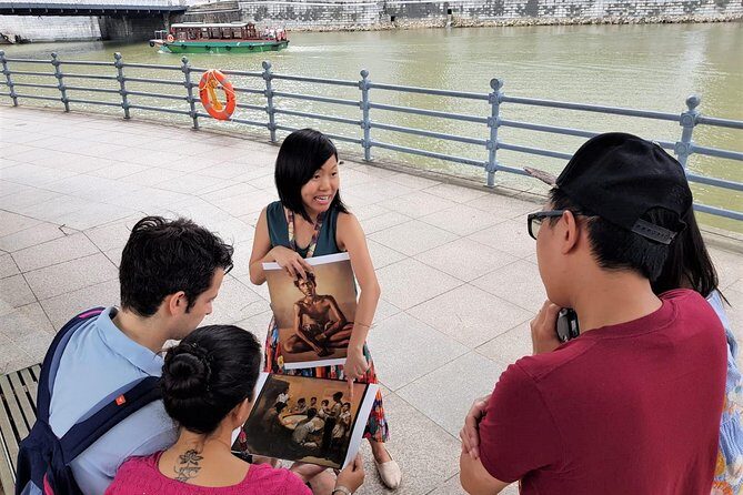 Private Singapore Walking Tour: City Highlights & Hidden Gems - Authentic Traveler Experiences