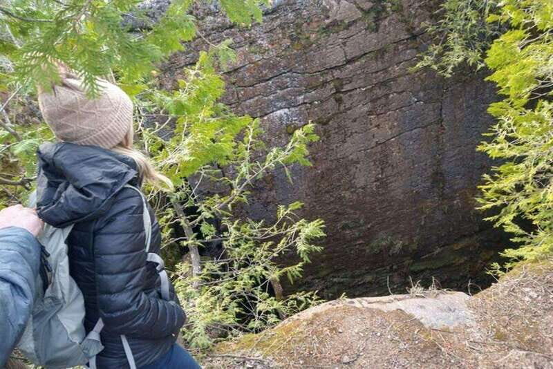 Private Singhampton Caves Hike - Collingwood/Blue Mountain - An Overview of the Experience