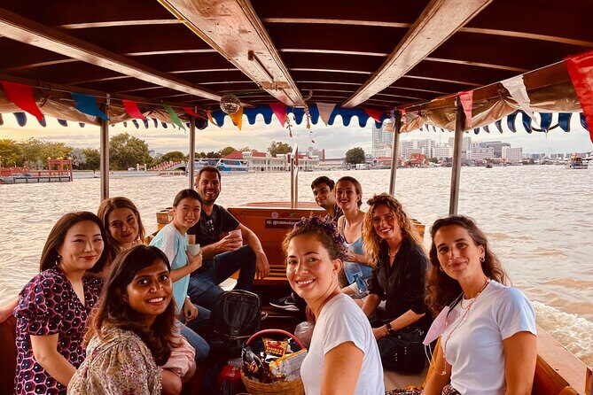Private Slow Boat Cruise Through Bangkok Historic Old Canals - Who Will Love This Tour?