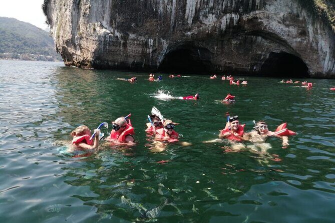 Private Snorkeling Tour to Los Arcos - FAQs
