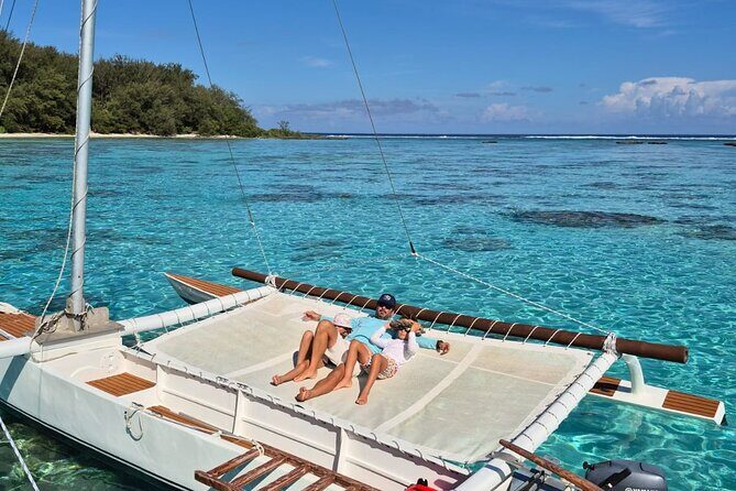 Private Snorkeling Trip on a Polynesian Outrigger - A Close Look at the Private Snorkeling Trip on a Polynesian Outrigger