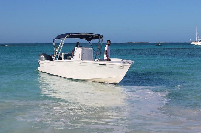 Private speed boat beach and bar hopping visiting Rose island - Frequently Asked Questions