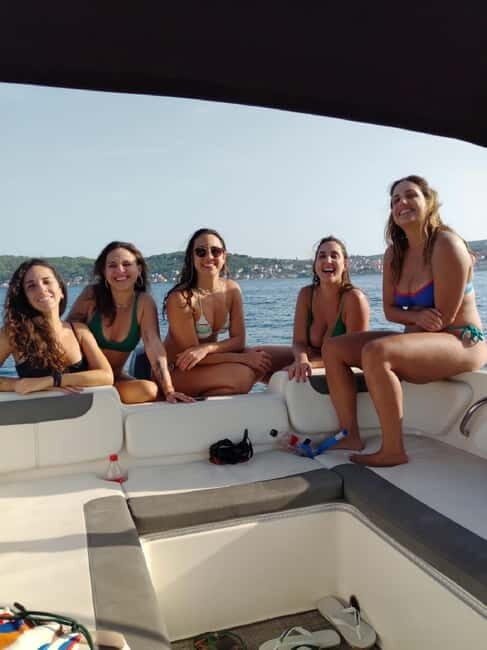 Private speedboat adventure to Zadar Islands with drinks - Why Consider a Speedboat Tour in Zadar?