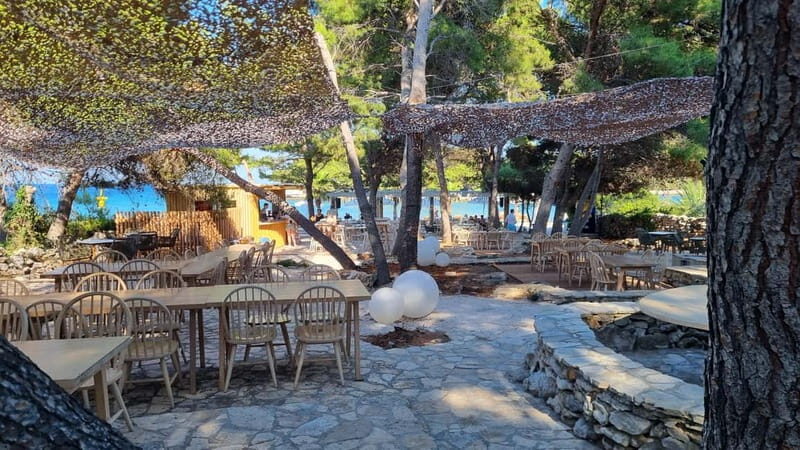 Private Speedboat Tour: Blue Lagoon & 3 Islands from Split - An Honest Look at the Private Speedboat Tour: Blue Lagoon & 3 Islands from Split