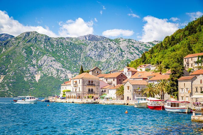 Private Speedboat Tour: Lady of the Rocks & Blue Cave - Small Groups up to 25 - A Detailed Look at the Experience