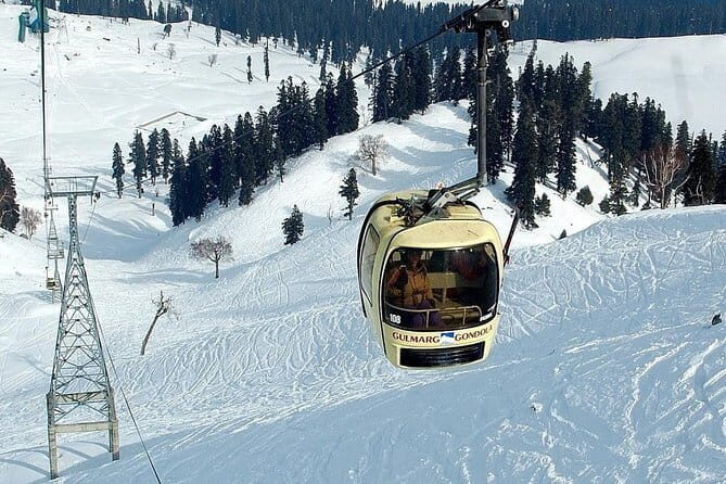 Private Splendor Kashmir Tour - Day 3: Mountain Views and Cultural Highlights in Gulmarg