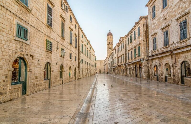 Private Split to Dubrovnik Tour with guide and wine - Authenticity and Experience