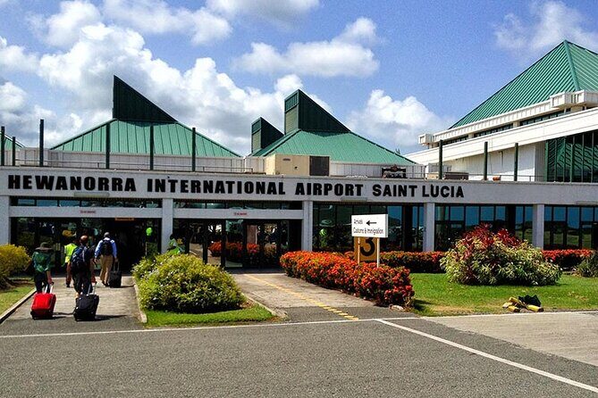 Private St. Lucia Airport Transfer - Key Points