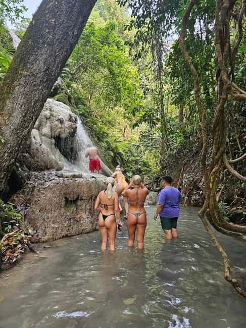 Private : Sticky Waterfall & Secret Temple & Karen Village. - Key Points