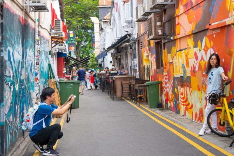 Private Street Art Tour in Singapore - Exploring Singapore’s Street Art Scene