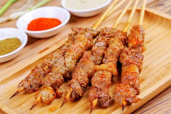 Private Street Food Walking Tour with Shanghai Tower Option - Authenticity and Personal Touches