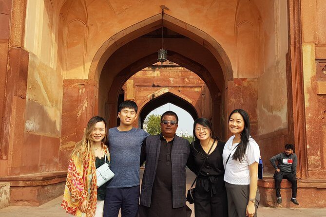 Private Sunrise Taj Mahal & Agra Day Tour from Delhi - Exploring Agra Fort