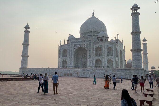 Private Sunrise Taj Mahal and Agra Fort Tour From Delhi To Agra- by AC Car - An In-Depth Look at the Tour