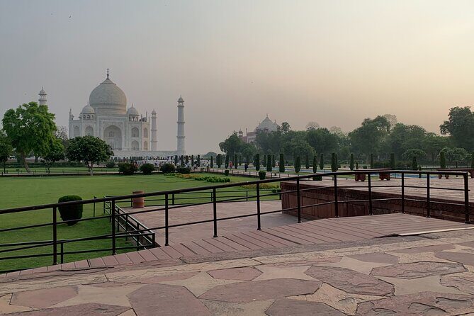 Private Sunrise Taj Mahal and Agra Fort Tour From Delhi To Agra- by AC Car - FAQs