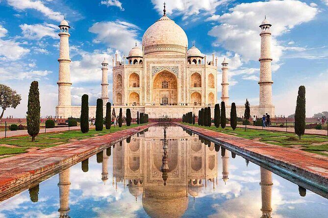 Private Sunrise Taj Mahal Tour from Delhi by Car - All inclusive - Authentic Insights from Travelers