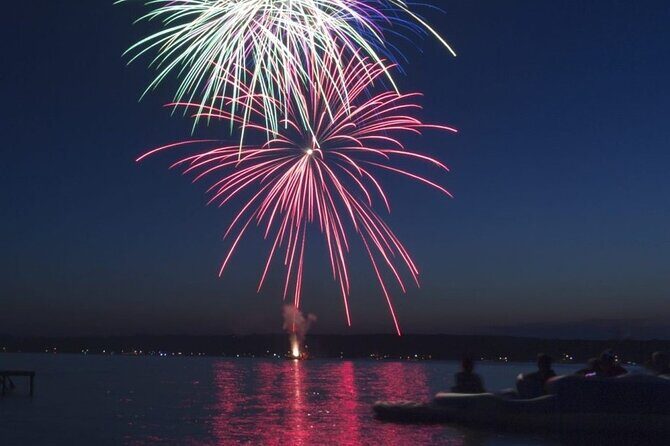 Private Sunset and Fireworks Dolphin Tour (6 people max) - A Detailed Look at the Private Sunset and Fireworks Dolphin Tour on Hilton Head Island