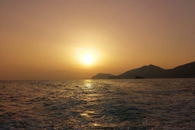Private sunset boat tour on the Amalfi Coast and aperitif - Considering the Value