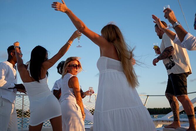 Private Sunset Cruise in Punta Cana - FAQ