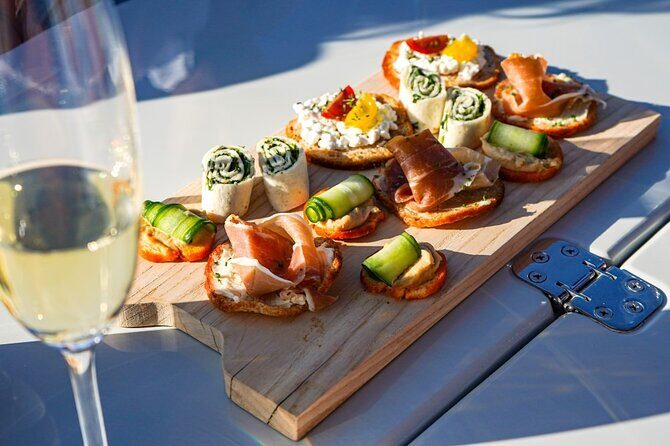 Private Sunset Cruise to Klima with snacks and drinks - Key Points