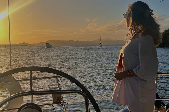 Private Sunset Sail, Open Bar, 12 Guests, Amazing Island Views - Who Will Love This Tour?